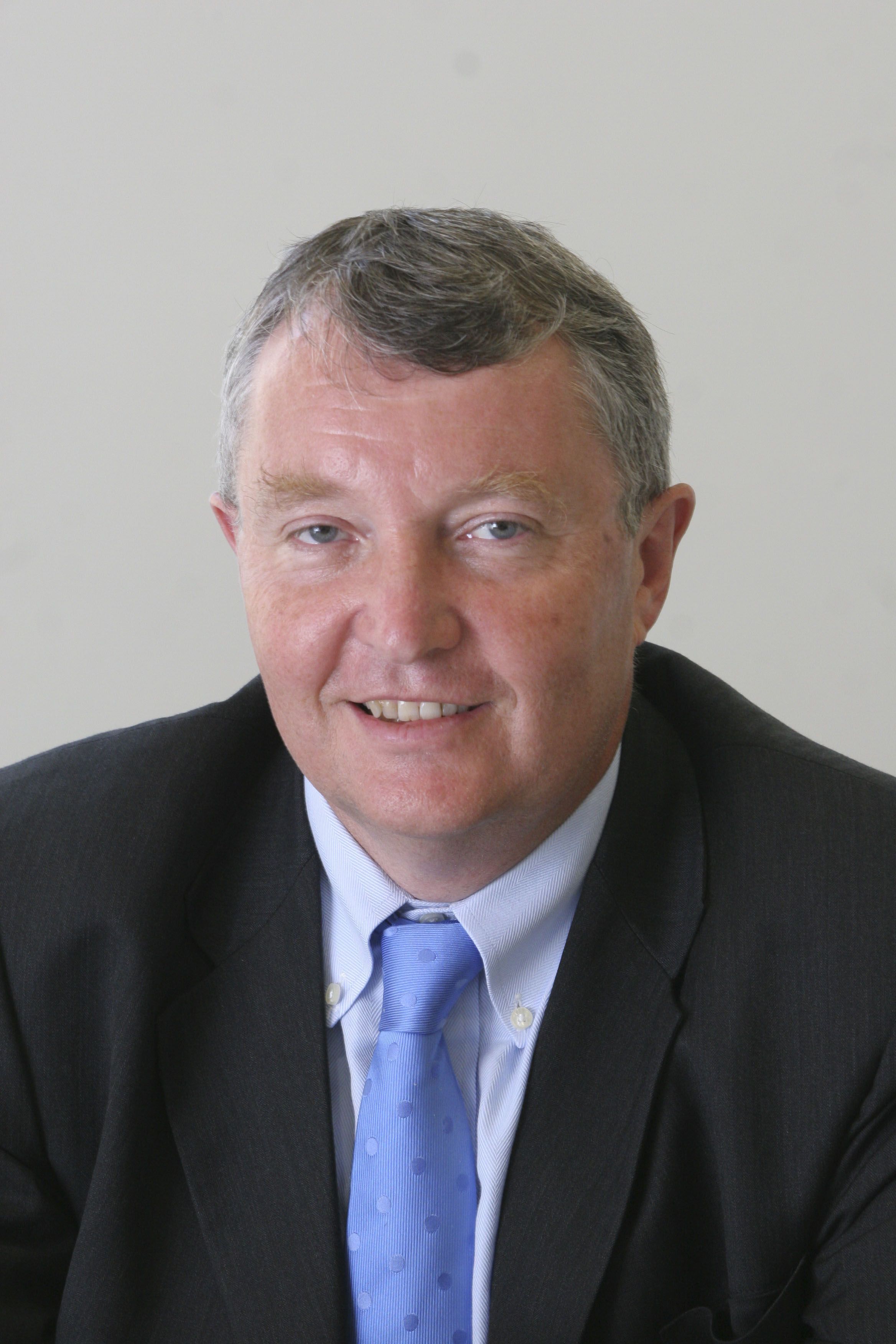 Former HMRC chair takes Serco post - The CFO